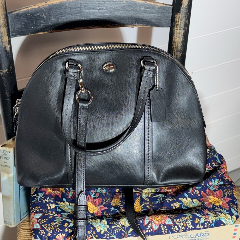 Coach Black Satchel With Sleek Design - Gem